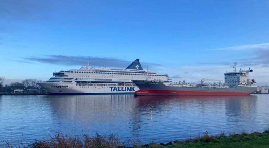 Toch nog walstroom voor asielschip in Velsen-Noord – RTV Seaport